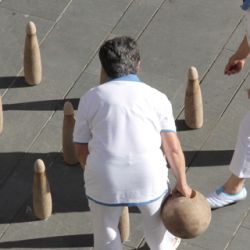 Game of Les Quilles - Turismo Ribagorza